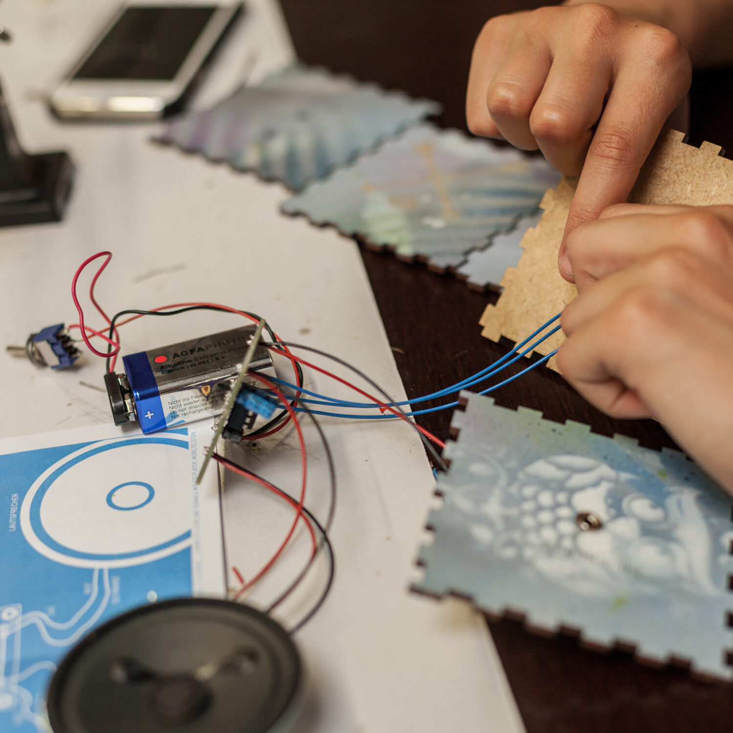 TINKER TEC GIRLS – SONIC RESEARCH